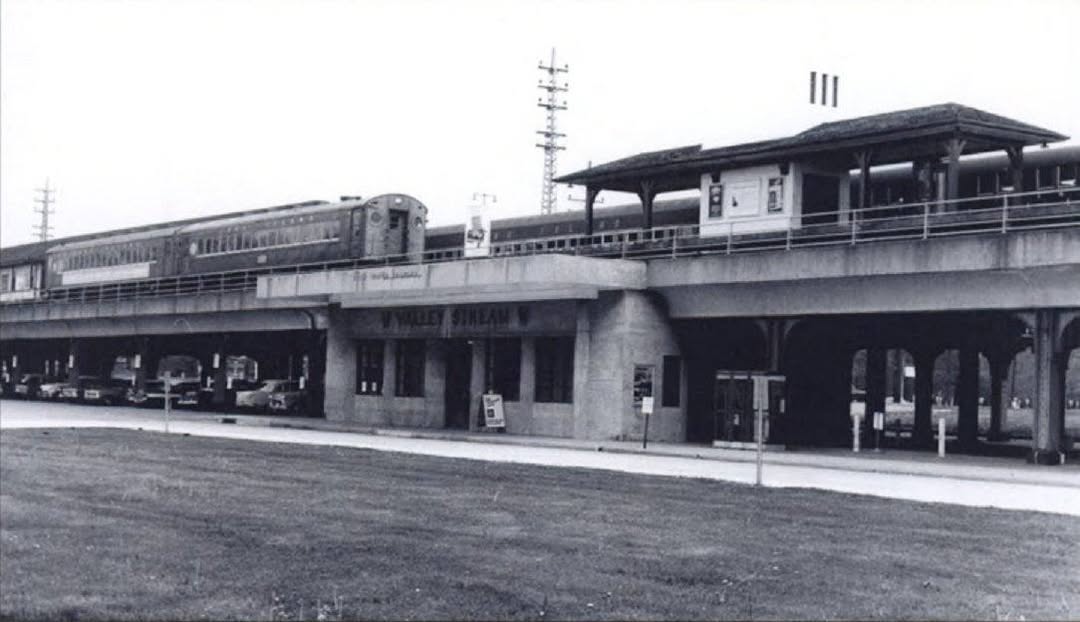 Valley Stream station – LIRR Transit Hub
